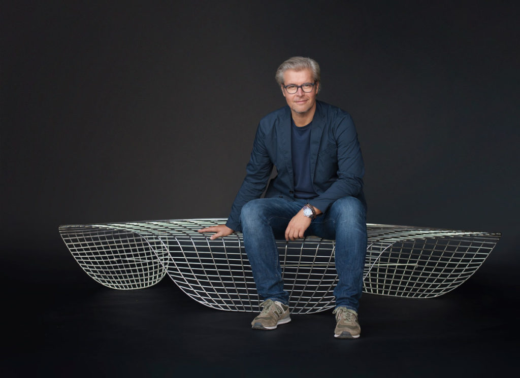 Octagon Chair & Sphere Bench - Creative Industries Styria